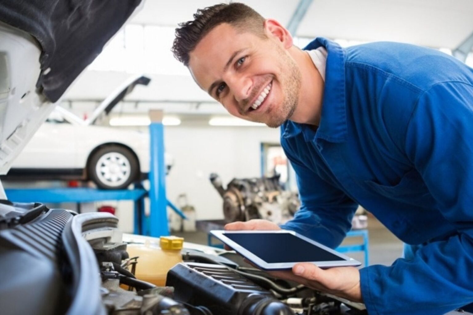 The Premier Automotive & Tyre Software - Costar